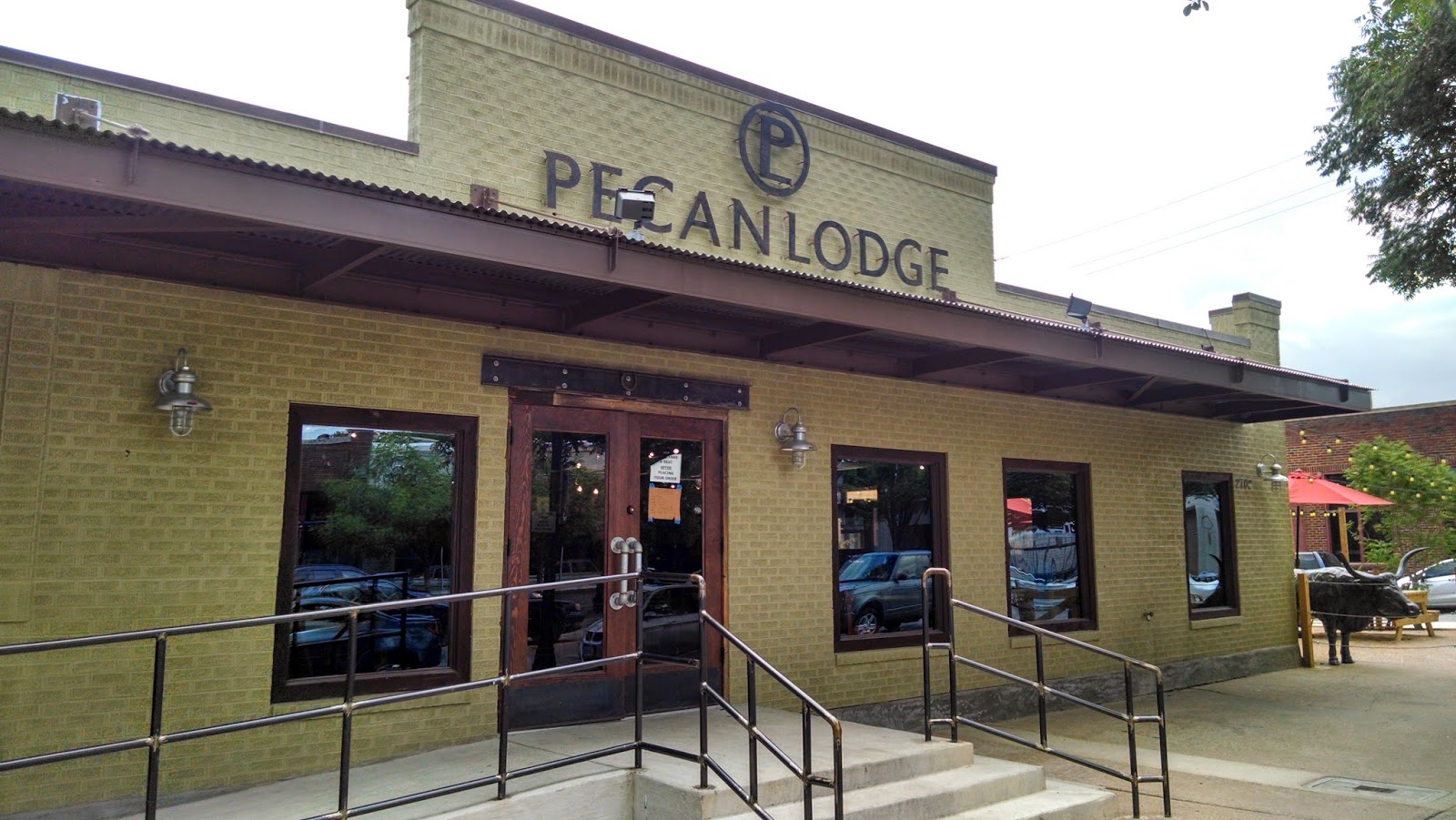BBQ Roadtrip: Pecan Lodge - Deep Ellum (Dallas) Texas